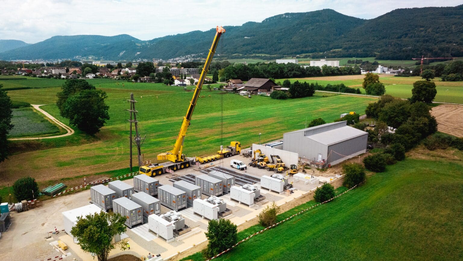 INTILION - We offer you sustainable lithium-ion energy systems